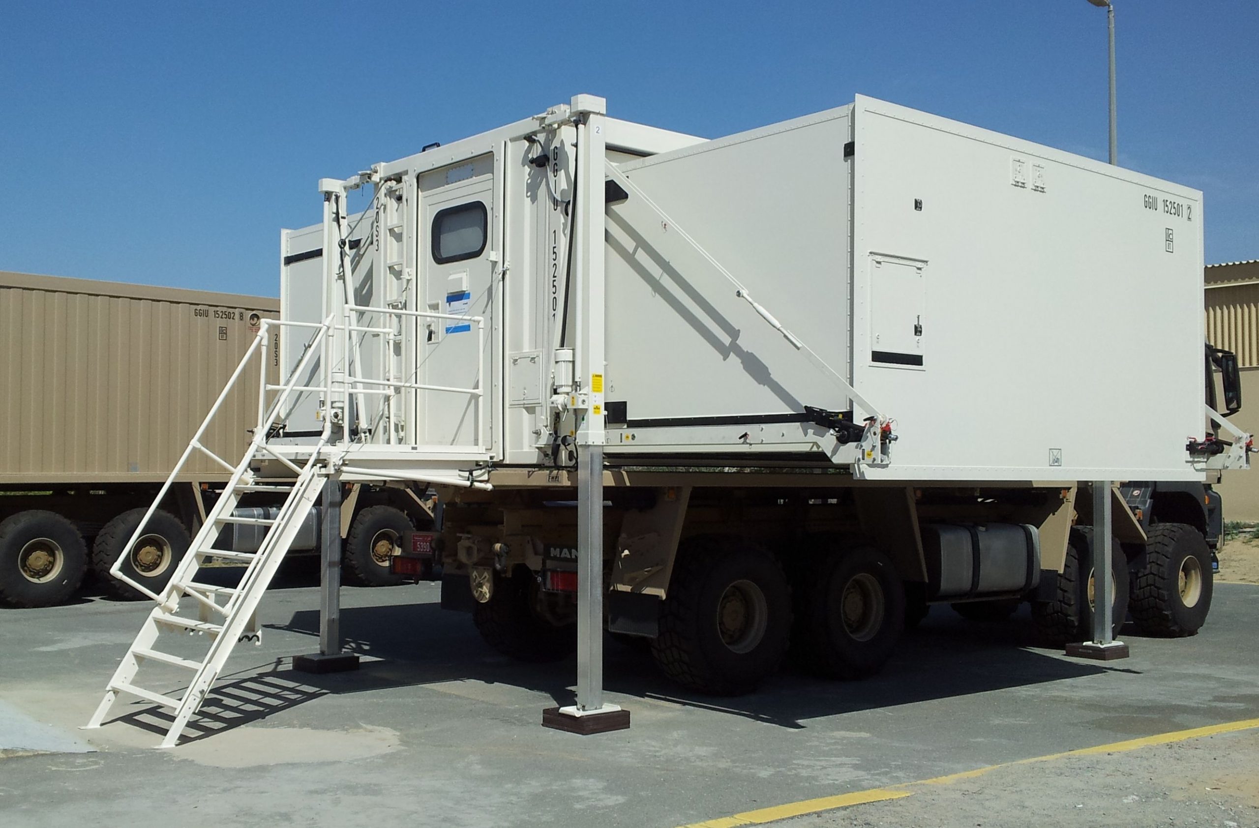 Lifting System Type 260 for containers with ISO corners, up to max. 15 ...